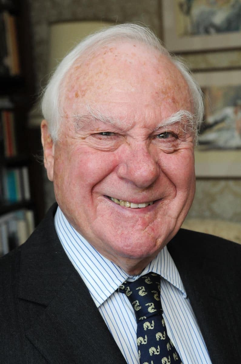 OV heads up charity to memorialise secret Spitfire Constructions during ...