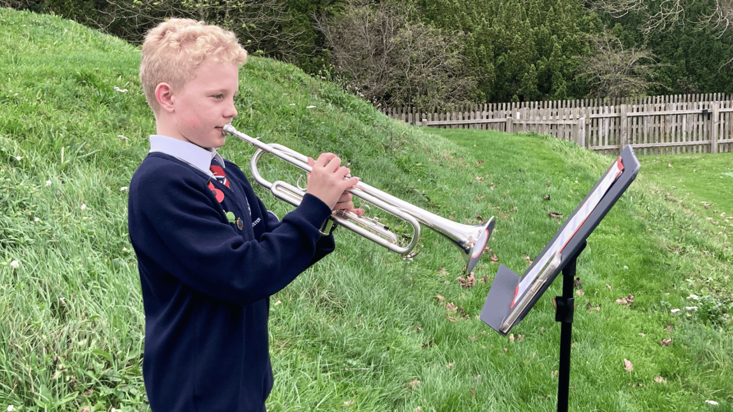 King's Hawford Remembers - King's Hawford